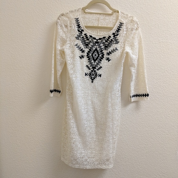 Express | Dresses | Express White Lace Dress With Attached Slip | Poshmark